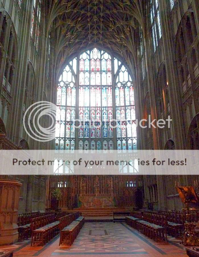 High Altar, Gloucester Cathedral | Photo Maestro