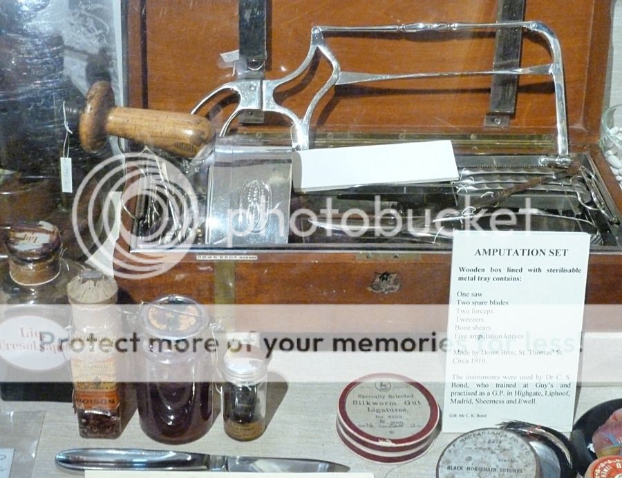 Amputation set in the Old Operating Theatre Museum, London | Photo Maestro