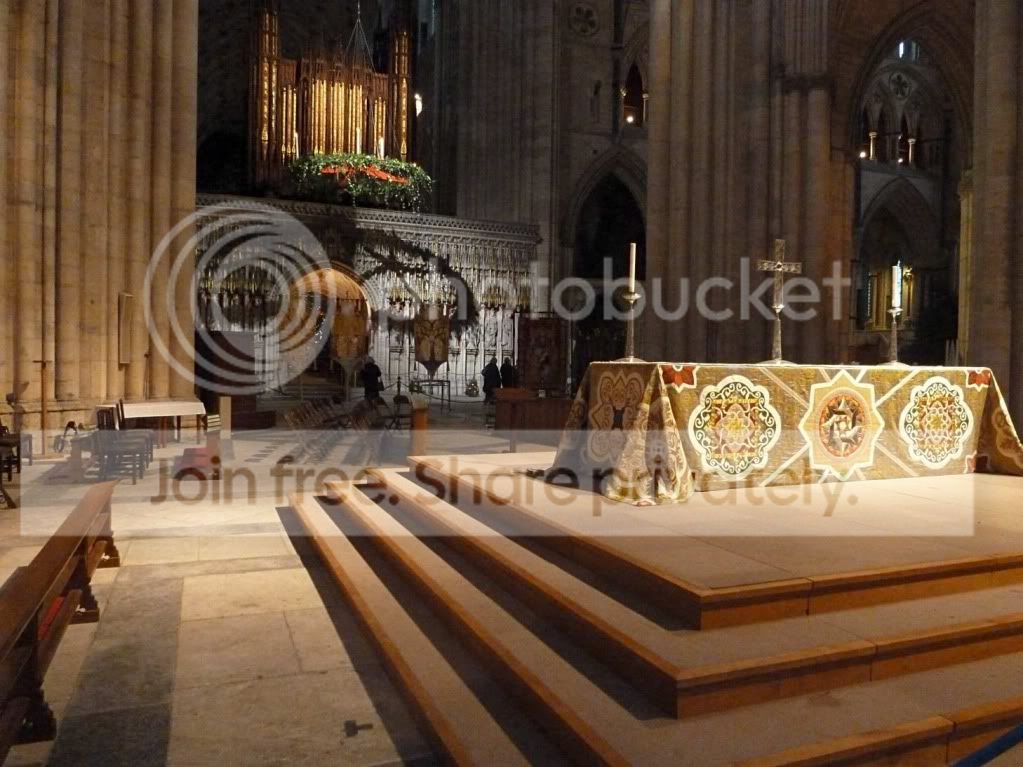 Inside York Minster | Photo Maestro
